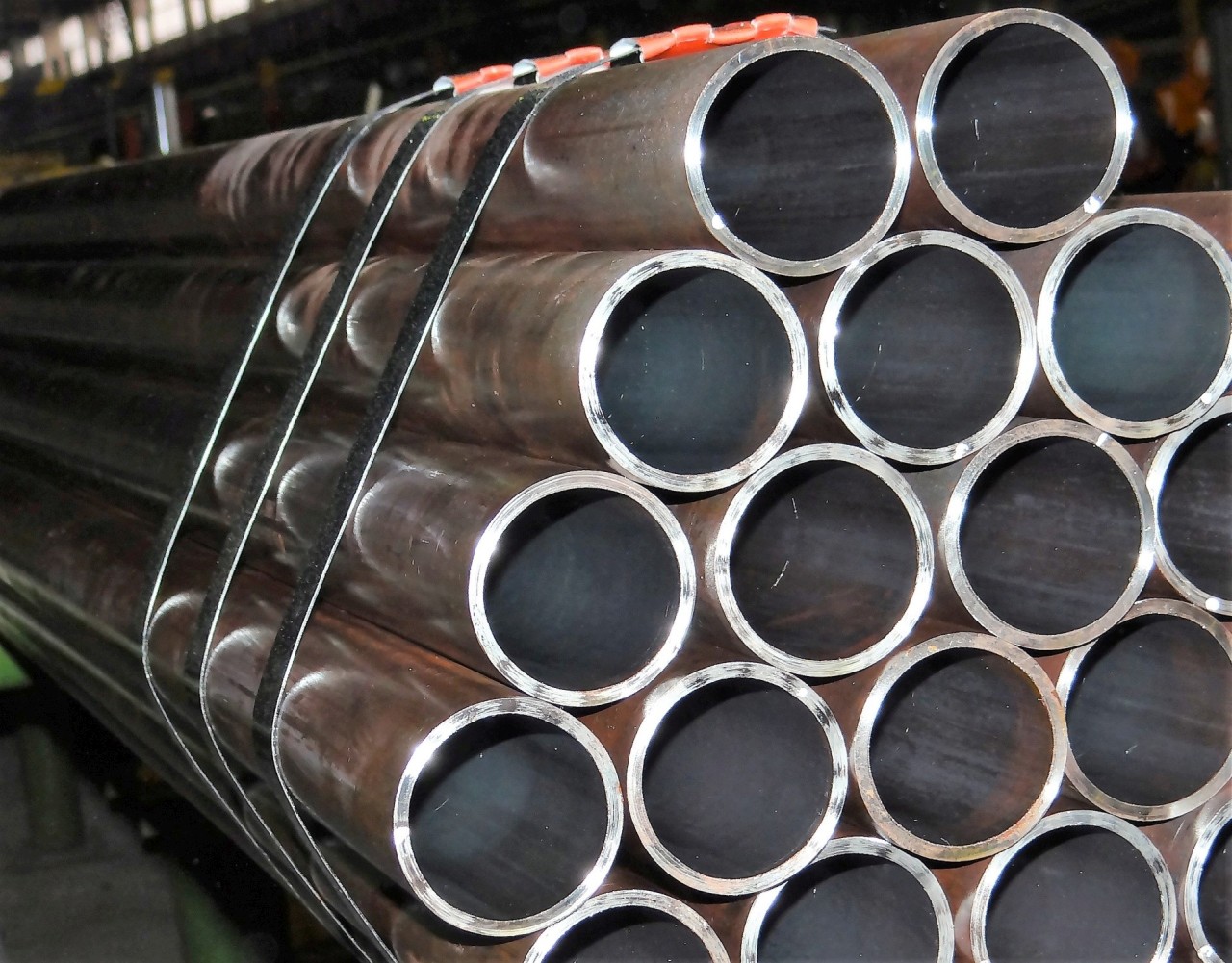 Products - Pipes for gas and water transport - ARTROM STEEL TUBES ...